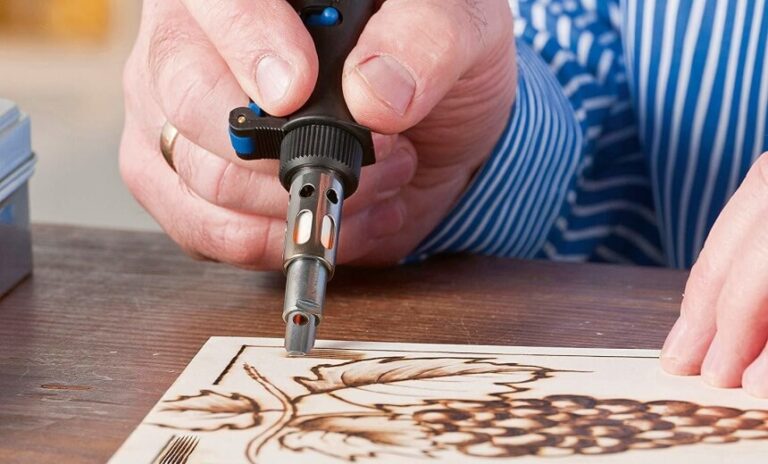 11 Best Wood Burning Tools – Reviewed and Rated (Fall 2023)