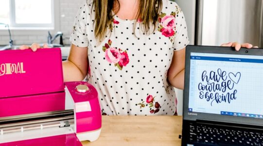 How to Use A Cricut Machine: Easy Steps and Instructions [Upd. 2021]