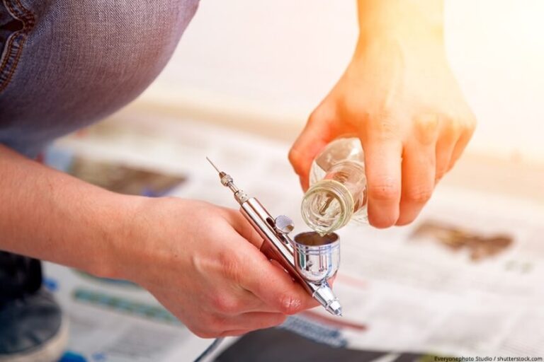 How to Thin Acrylic Paint for Airbrush: 4 Methods Explained